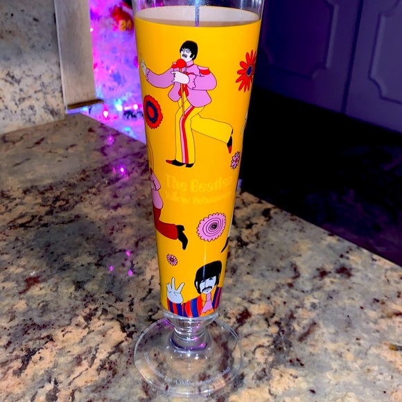 Subafilms | Kitchen | Rare 204 9 2 Beetles Yellow Submarine Glass W ...